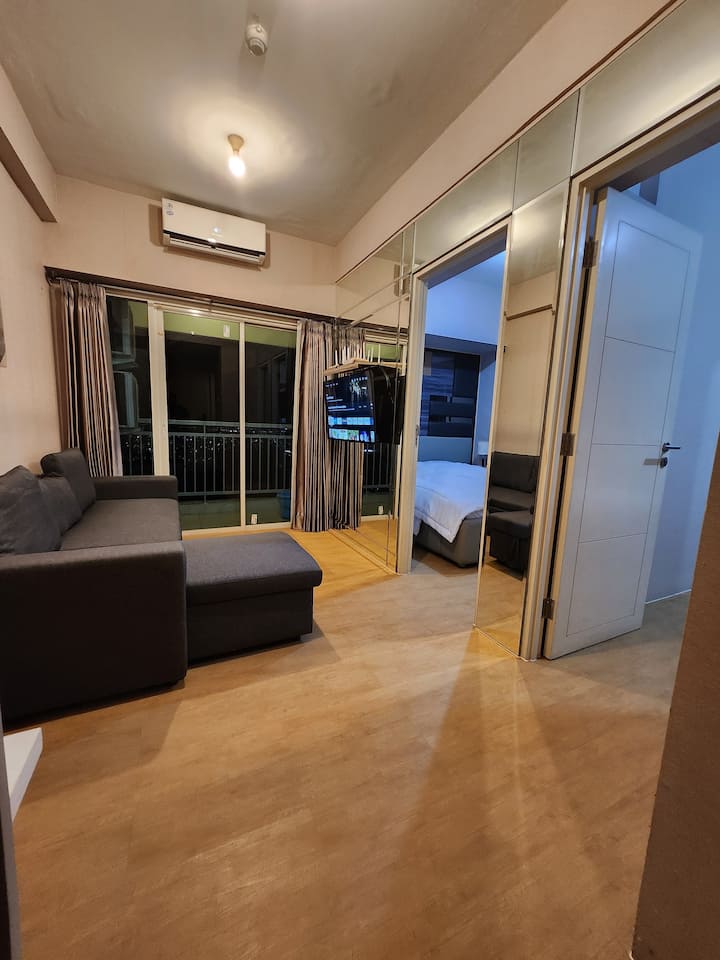 2 Bed Room Tanglin Pakuwon Mall - Surabaya