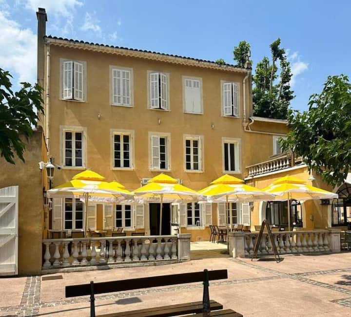 Hôtel - Brignoles