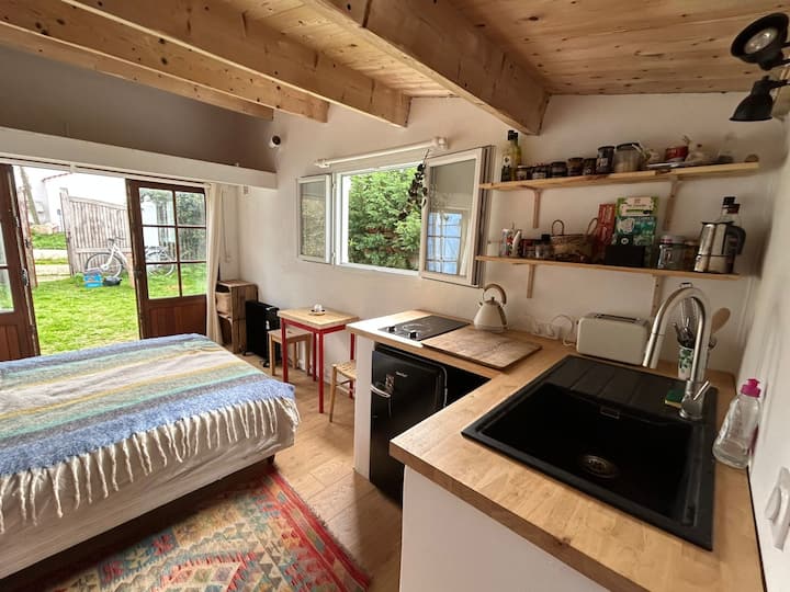 Petite Maison De Charme Entourée De Verdure - L'Île-d'Yeu