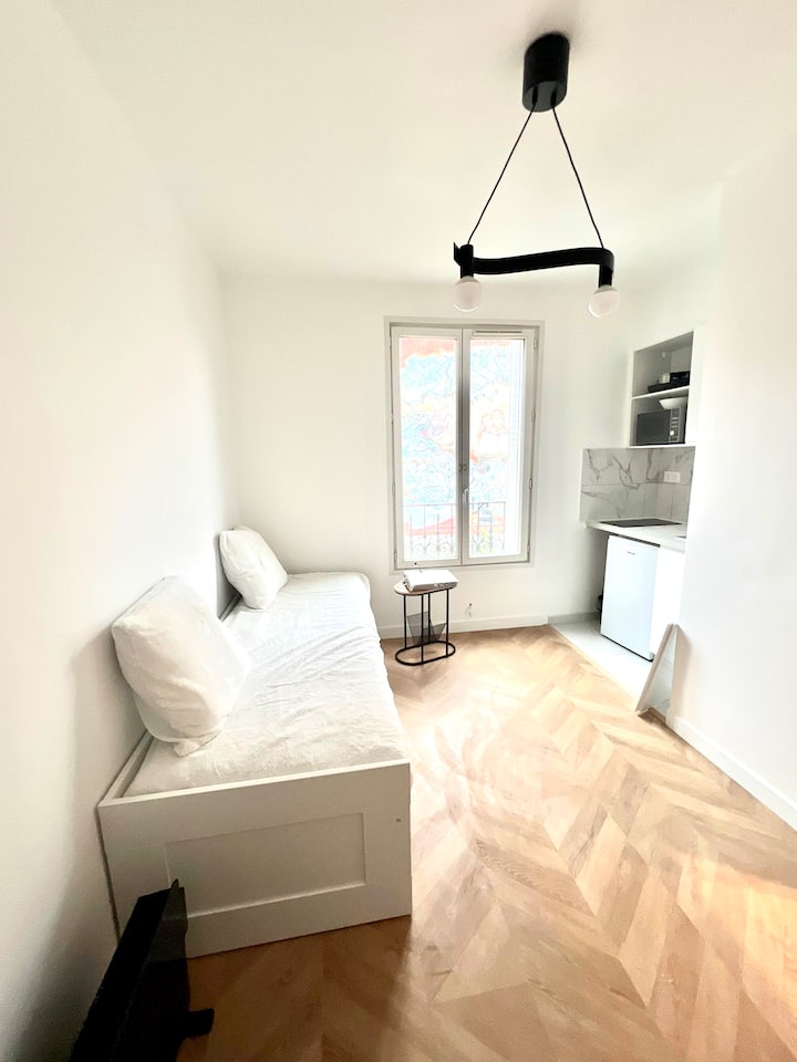 Joli Studio éQuipe Et Rénové - Aubervilliers