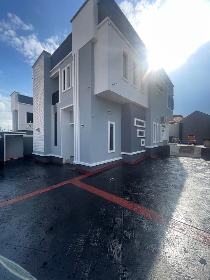 Steellion Apartments - Ibadan