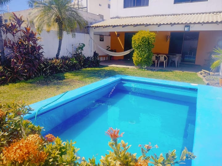 Casa Madero Alberca Privada

P.f - Manzanillo