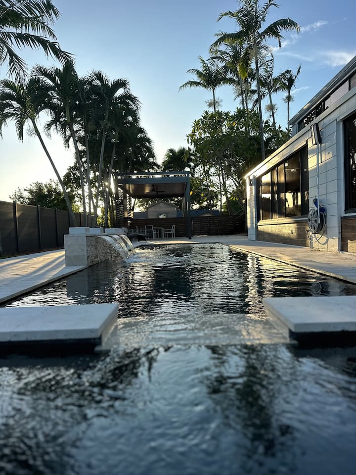 Paradise Palms Rv Resort, Full Hook Up - Plantation, FL