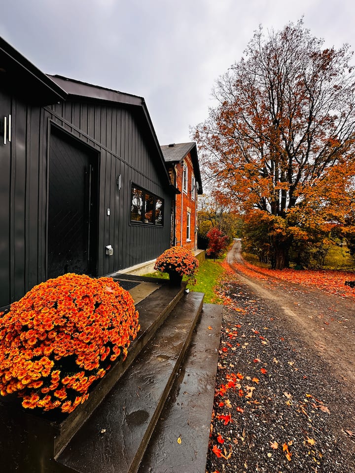 Farmhouse Spa - Newcastle