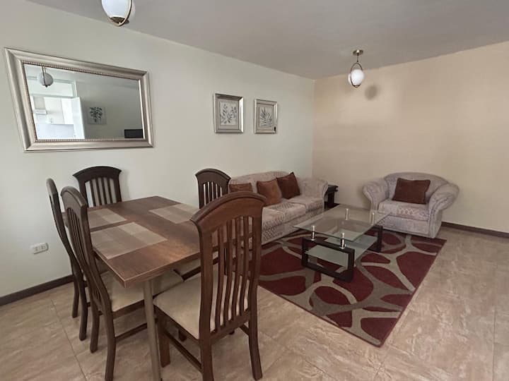 Departamento En La Mejor Zona De Arequipa. - Arequipa