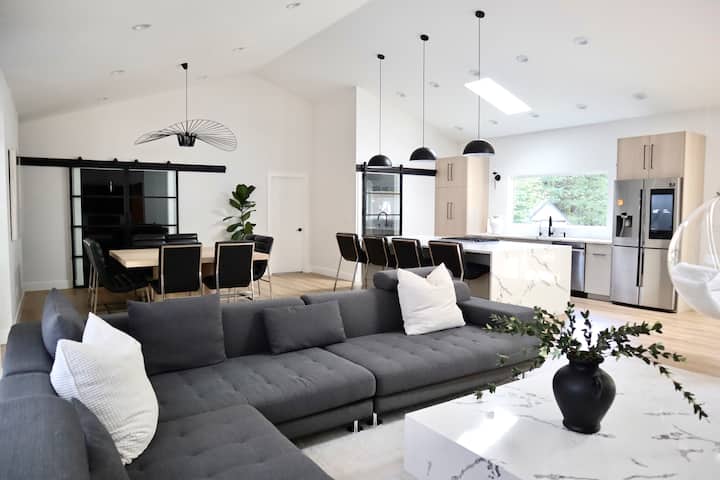 Modern Home On 5 Acres Of Forest - Washougal