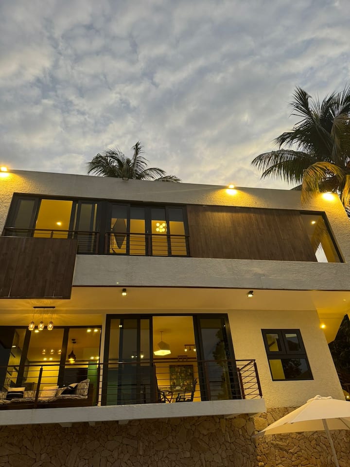 Aurora Compound@san Francisco+pool+ac+garden+wifi - San Salvador