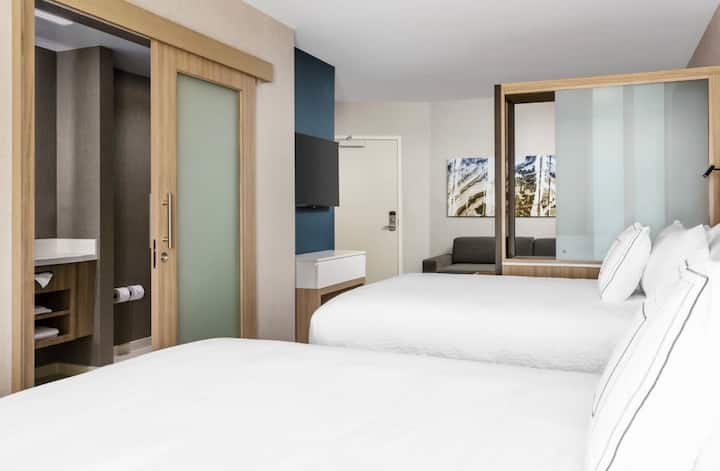 Belmont Redwood Shores 2 Queen Suite W/ Breakfast - San Mateo, CA