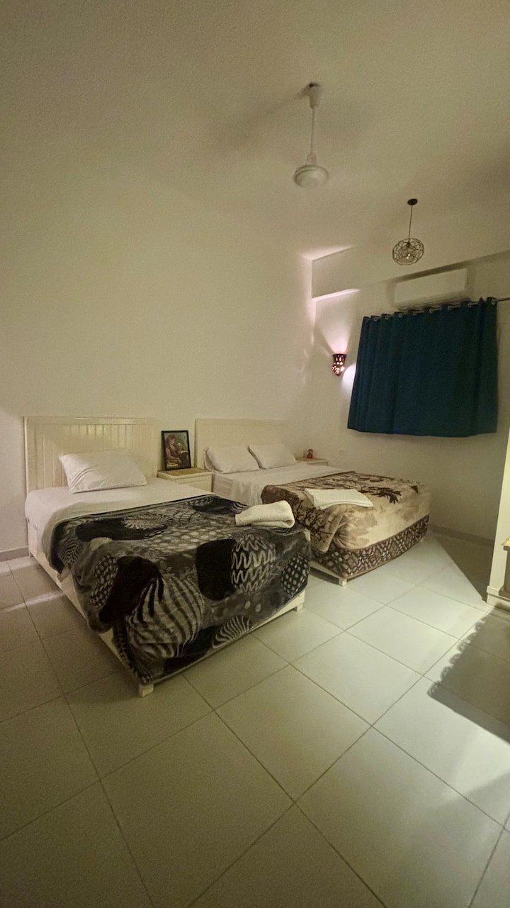 “Family Up To 6 People. - Luxor