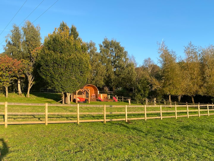 Mountain Views With Private Hot Tub, Relax, Unwind - Herefordshire