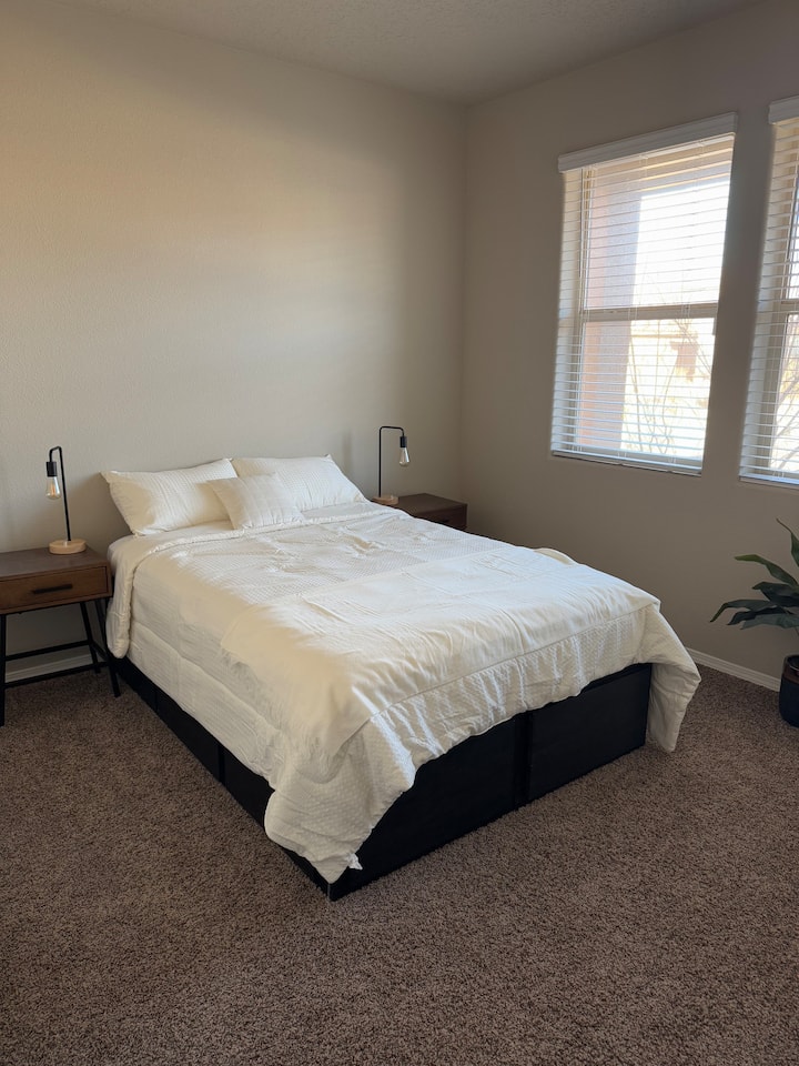 Quaint, Peaceful, Safe & Cozy! - Albuquerque, NM