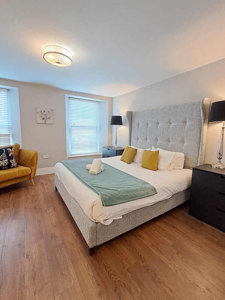 Modern City Centre Luxury - Sleeps 6 - Irland