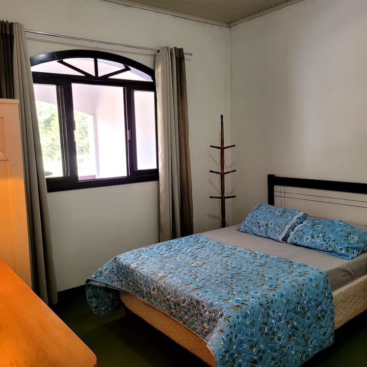 Pousada Casarão Quarto 04 - Campo Alegre