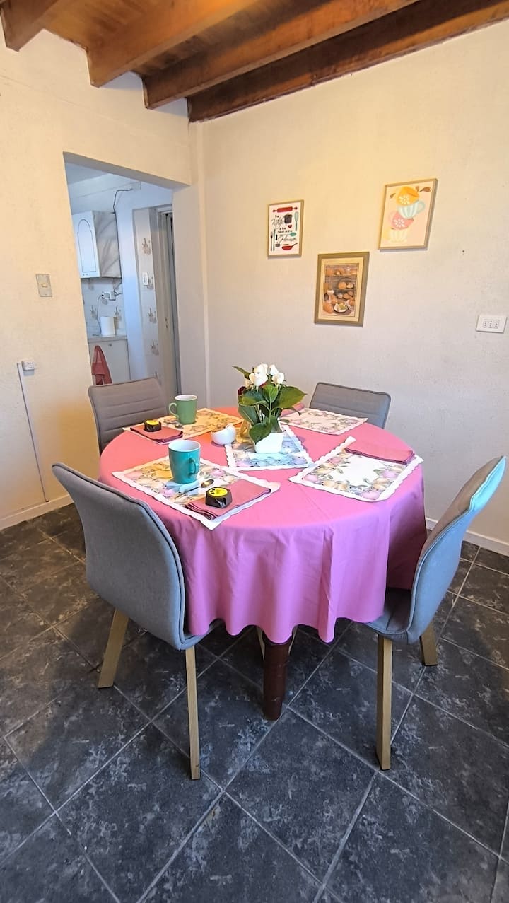 Linda Casa A Pasos Del Centro - Casablanca, Chile