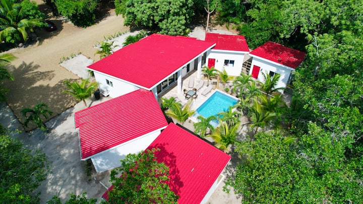 4 Bedroom- Compass Rose House - Belize