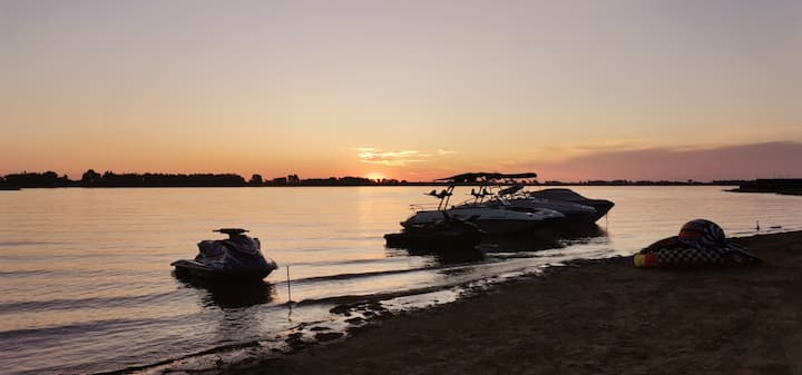 Puravida (Pure And Simple Life) - Vaal Marina