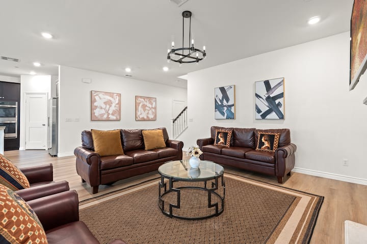 3000ft Airport Conferencecenter/3 Tvs/5br/3ba/7bd - 치노