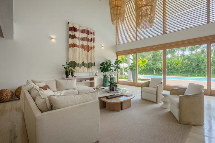 Luxury Villa Cdc-6 Suites, Gym, Cinema & Wine Room - La Romana