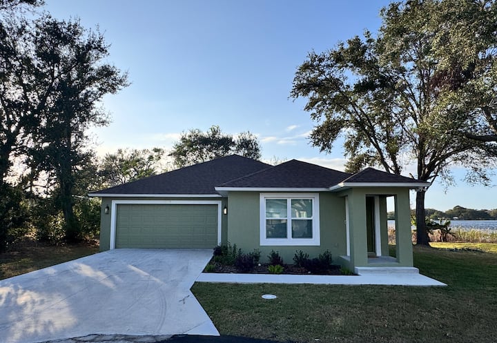 Charming Home On The Lake. - Winter Haven