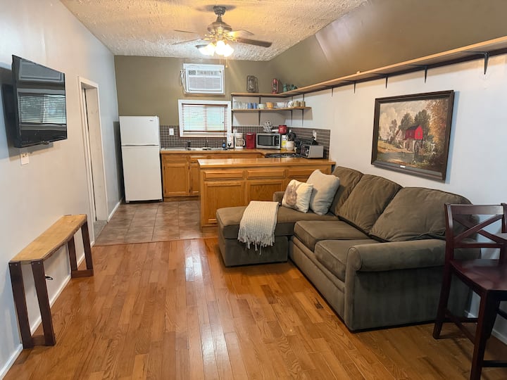 Private Cottage On 13 Wooded Acres 10 Min To Ua - Alabama