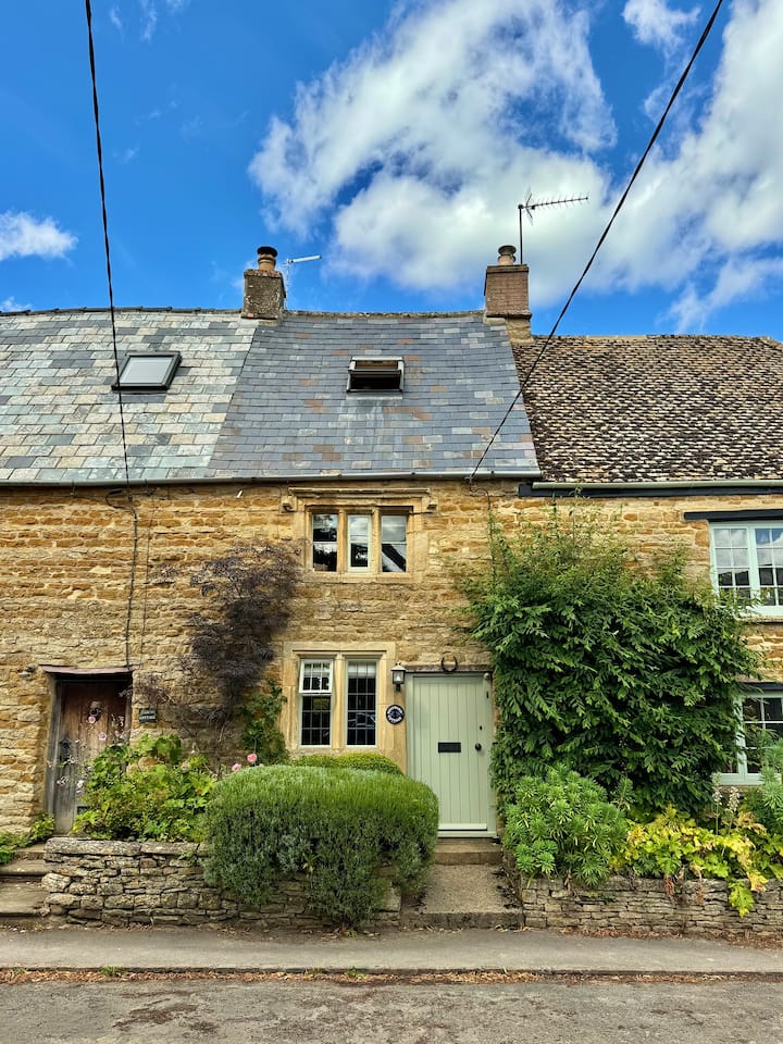 Charming Cotswolds Cottage - Kingham