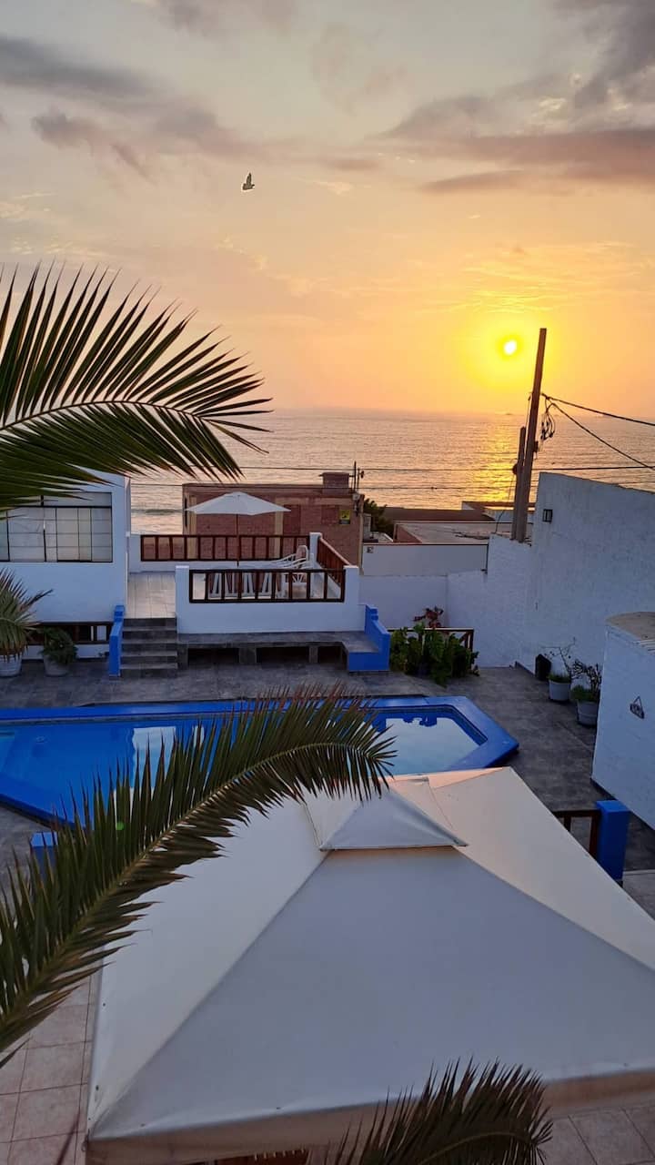 Casa De Playa Con Vista Al Mar - Lima