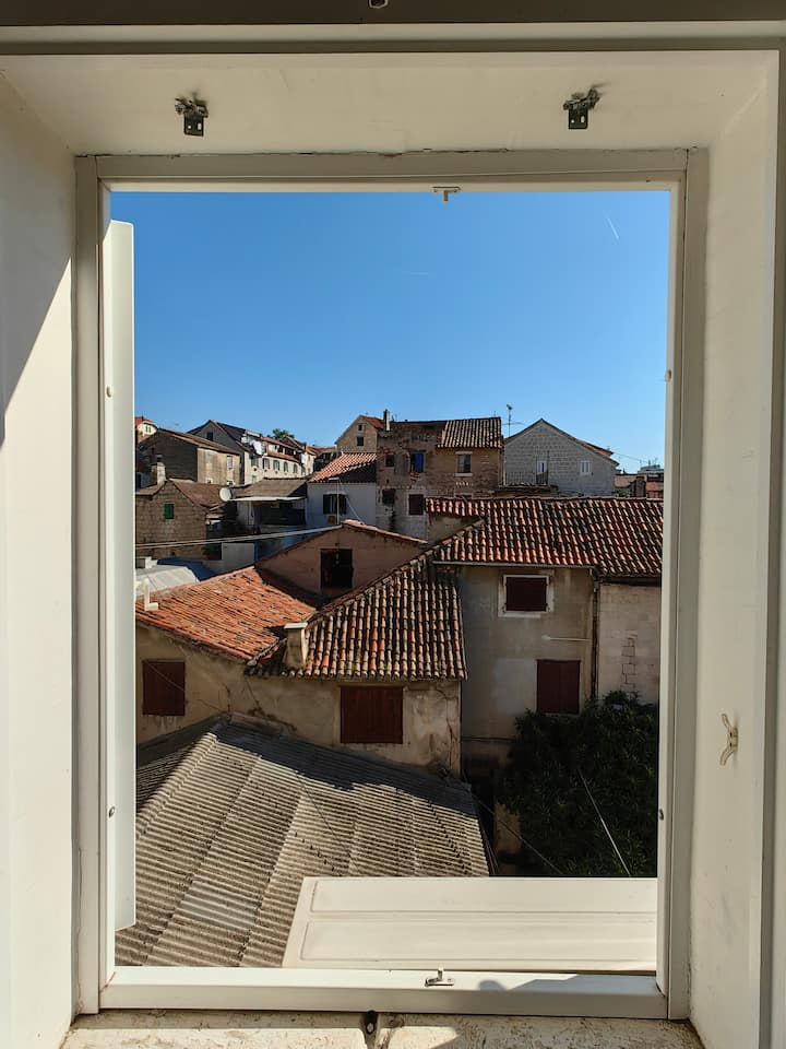 Cute Apartment Bose In City Center - Split