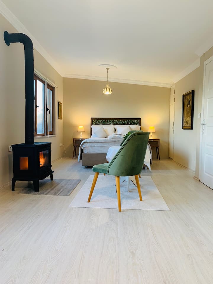 Ağva Beyaz Ev Jakuzili,kuzineli, Zeytin Isimli Oda - Ağva Merkez