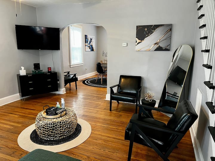 Grand Getaway Near Live Casino - Petersburg, VA