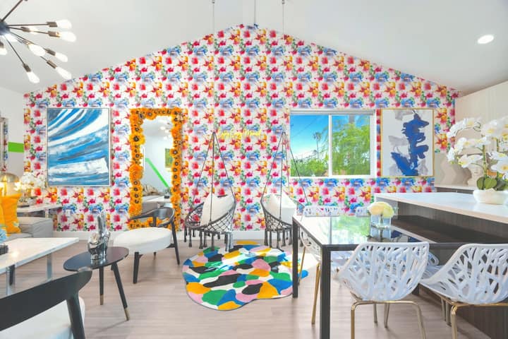 C. Lovely Noho Pad 15m Universal Patio & Hot Tub - Burbank, CA