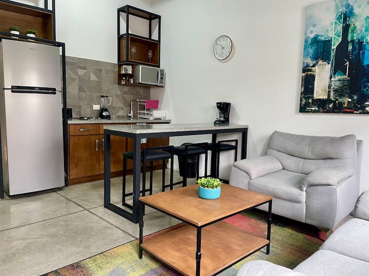 Frente A Parque Madero - Wifi Rápido - Facturamos - Hermosillo