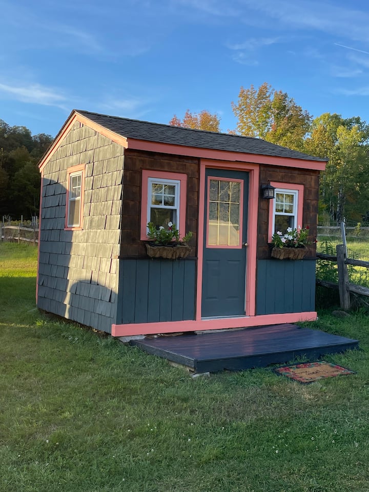 Vermont Green Mountains Cabin - Hercules House - Granville, NY