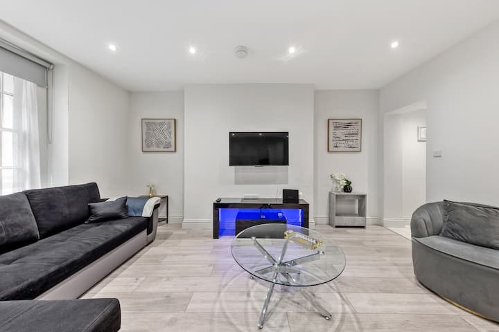 Chic1 Bedroom Apartment Near London Attractions - Chelsea