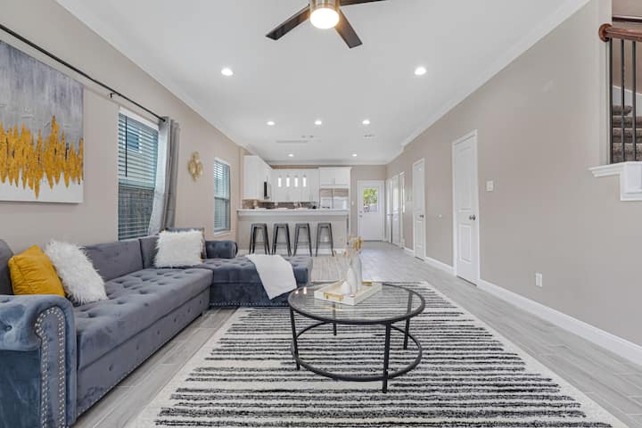 World Cup Ready: 2br/2.5ba Home Near Downtown Htx - Houston, TX