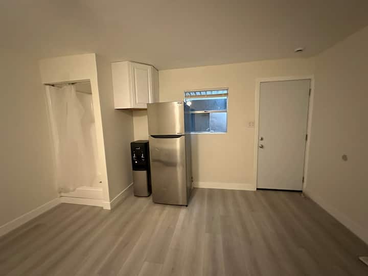 Guest House Studio - San Bernardino
