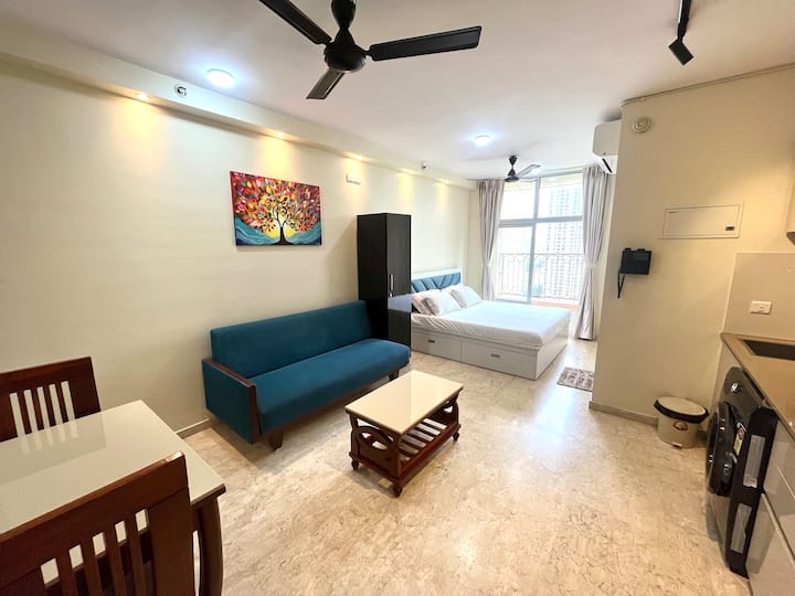 High Rise Ac Lakeview Studioapt.@hiranandaniestate - Thane