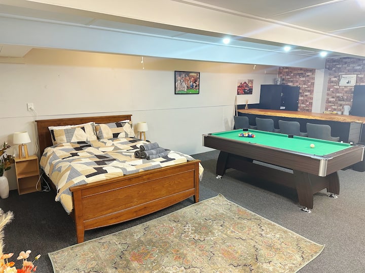 Lune-tastic Guesthouse! - Oamaru