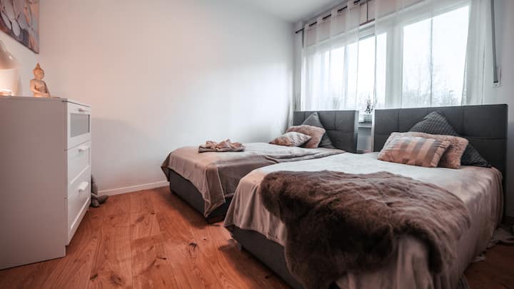 Flexhome Stadtnahe Ferienwohnung - Erwitte