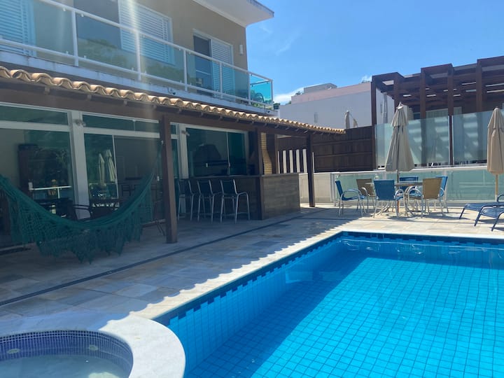 Casa Com Vista Para O Lago. - Capitólio