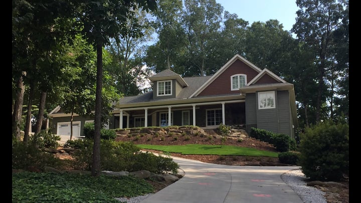 Walk To Campus And Downtown - Clemson, SC