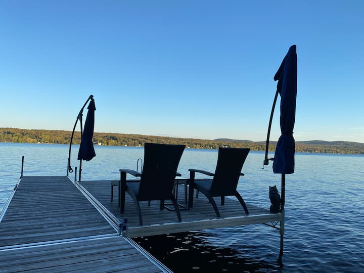 Bord Du Lac Magog, Quai, Joie ! - Magog
