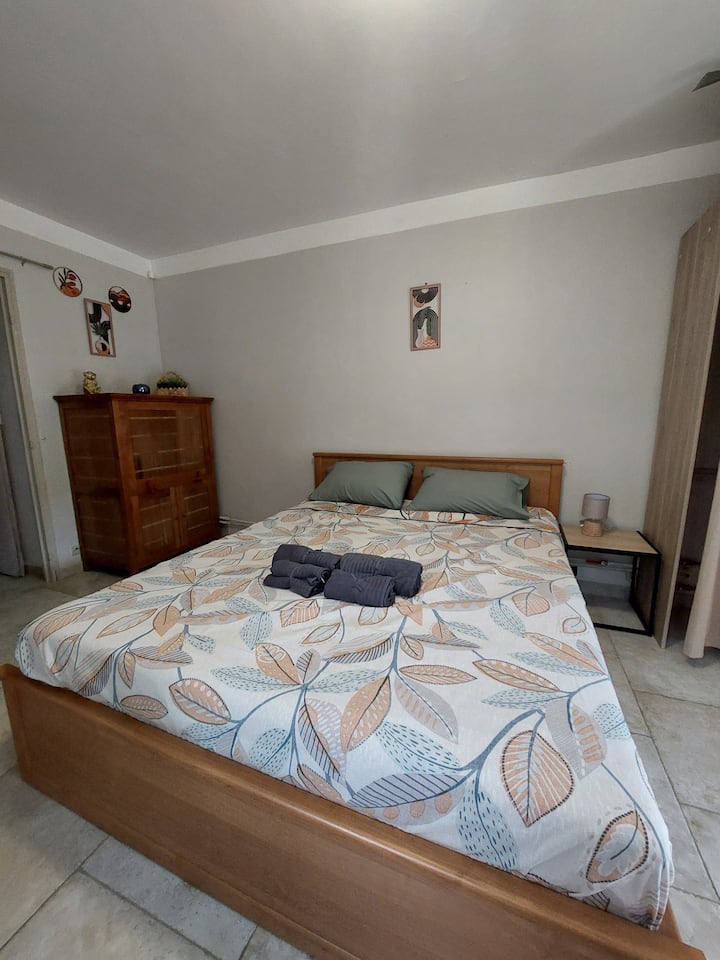 Maisonnette Le Mûrier Du Luberon - Lourmarin