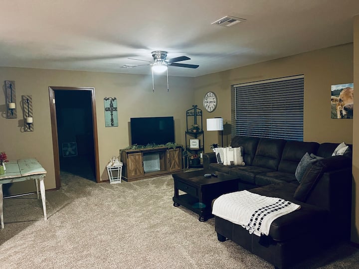 The Stables Lodge! - Chandler, OK