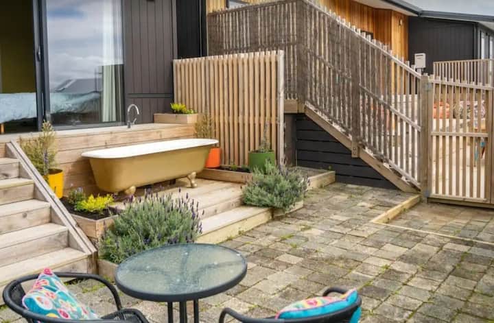 Raglan Boho Hangout - Raglan