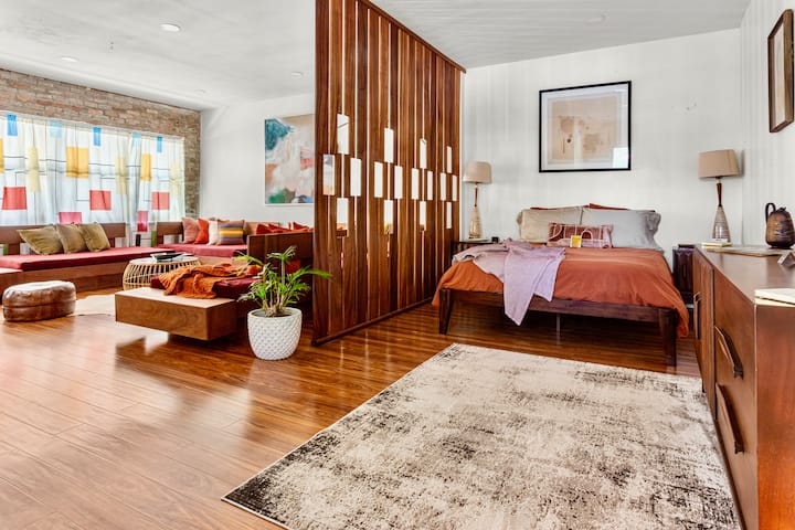 The Passenger Car Suite At The Railyard - New Orleans, LA