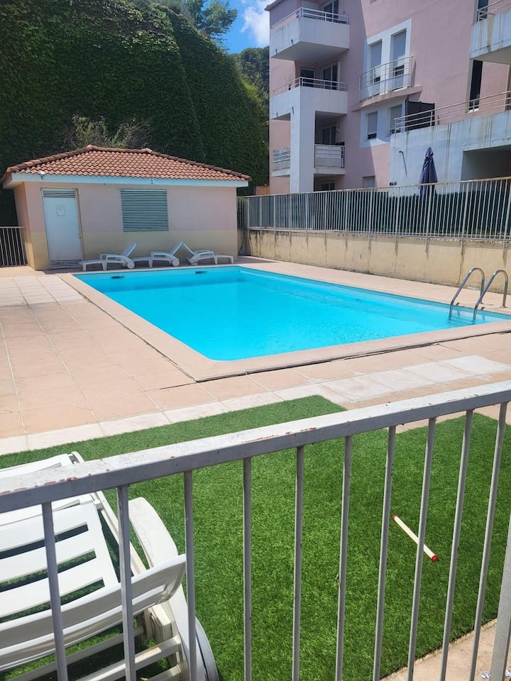 Charmant 2 Pièces + Parking - St-Laurent-du-Var