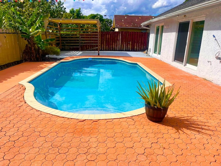 Sanmilmer Vacation Home - Sunrise, FL