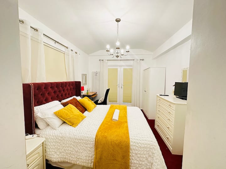 Calm En-suite Haven - Ipswich