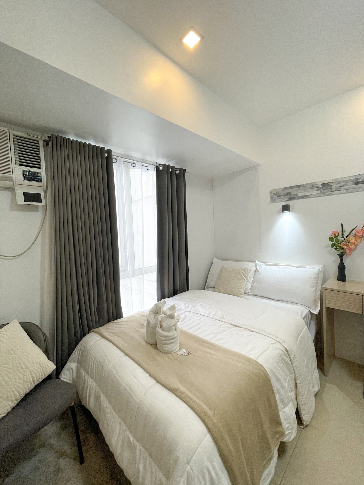 Studio Unit In Avida Riala 1724 - Farm stays for Rent in Cebu City ...
