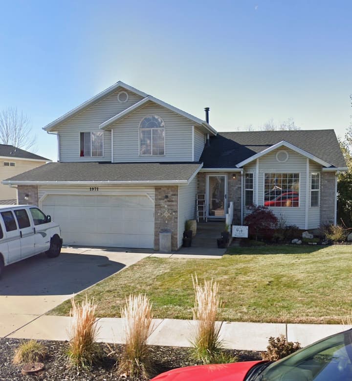 3br In Layton Near Hill Afb & Shops - Layton, UT